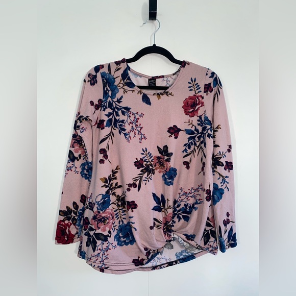 lildy | Tops | Lildy Pink With Floral Accent Knot Front Tunic Size Sm ...